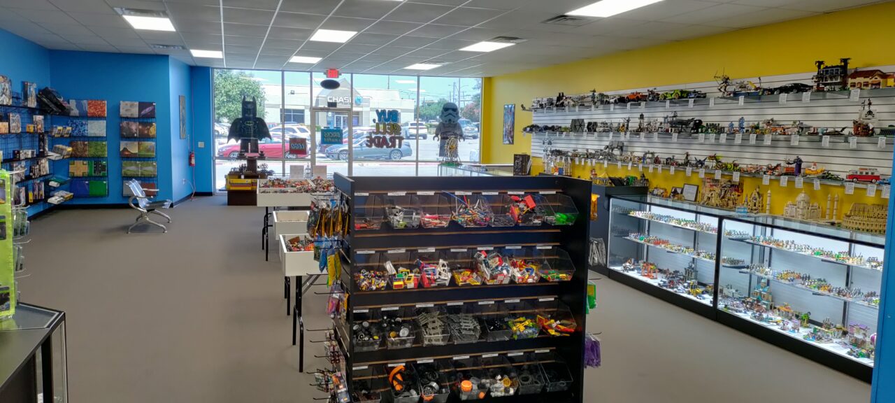 LEGO® Resale Store in Arlington, TX | Bricks & Minifigs