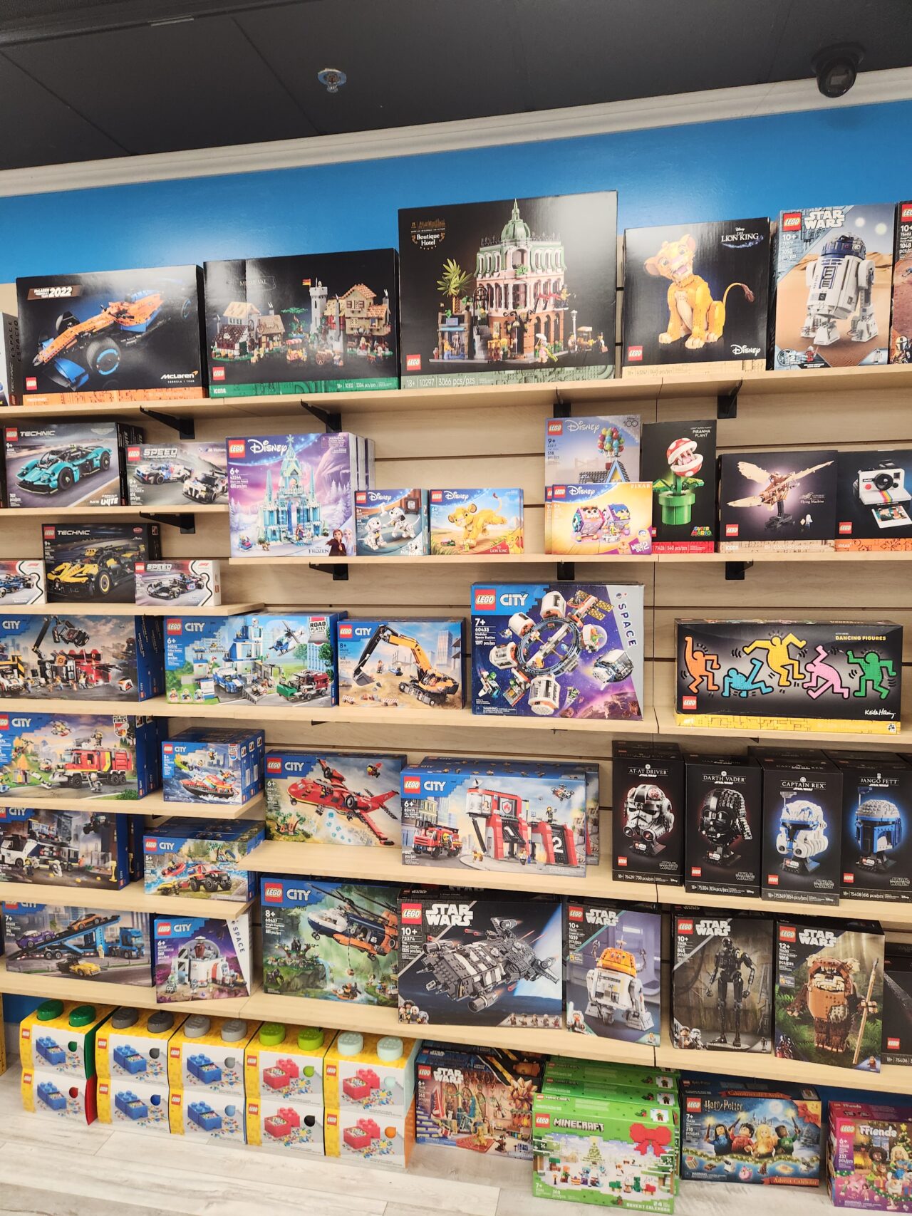 Bricks & Minifigs Coeur d'Alene | Authorized LEGO® Reseller