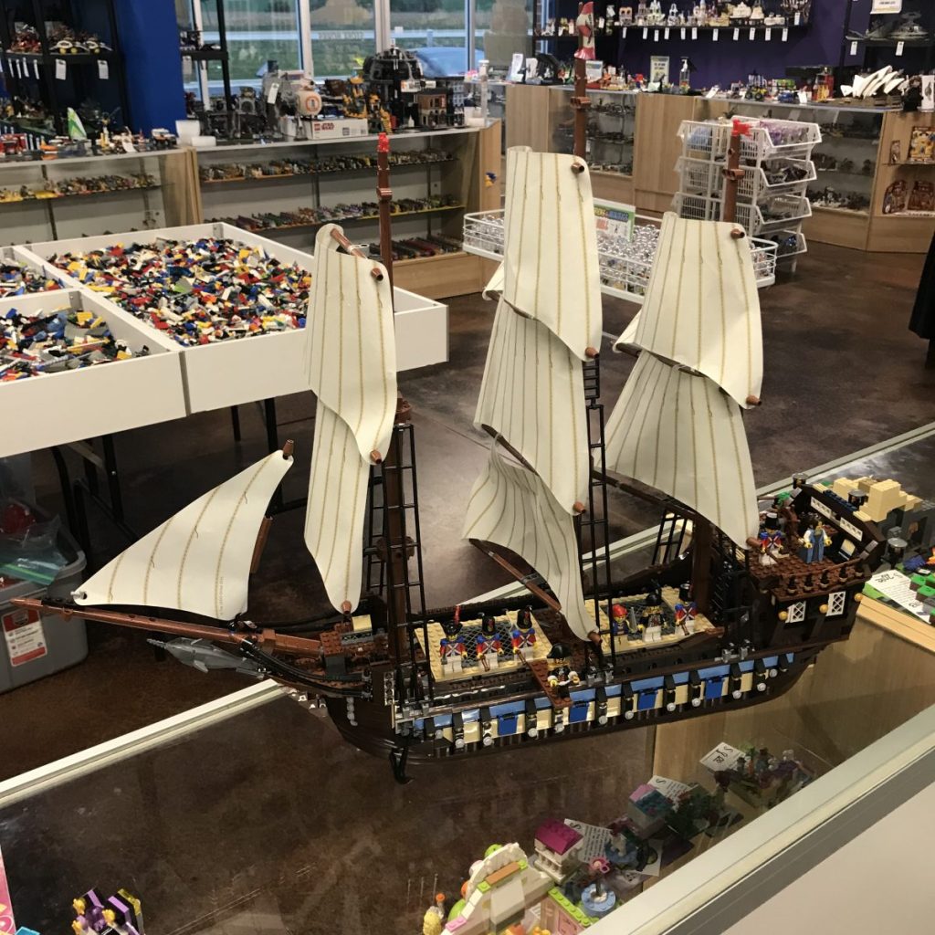 Bricks and Minifigs | Buy, Sell & Trade | LEGO products.