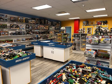 Bricks & Minifigs Seattle Northgate | Authorized LEGO® Reseller