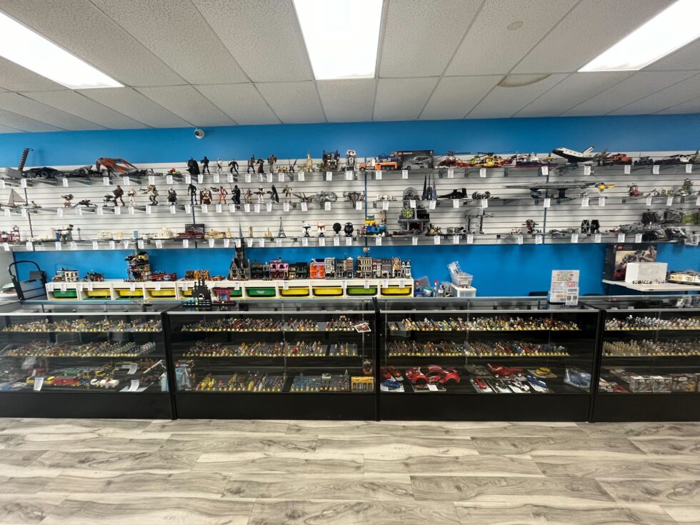 LEGO® Resale Store in Powell, OH | Bricks & Minifigs