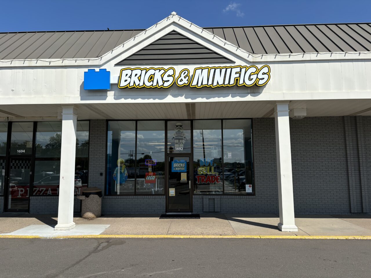 LEGO® Resale Store | Buy - Sell - Trade | Bricks and Minifigs ...