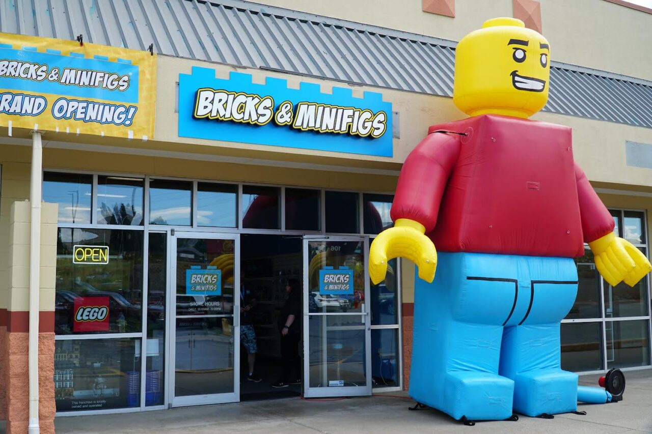 LEGO® Resale Store | Buy - Sell - Trade | Bricks and Minifigs