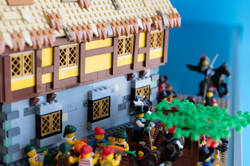 LEGO® Resale Store | Buy - Sell - Trade | Bricks and Minifigs