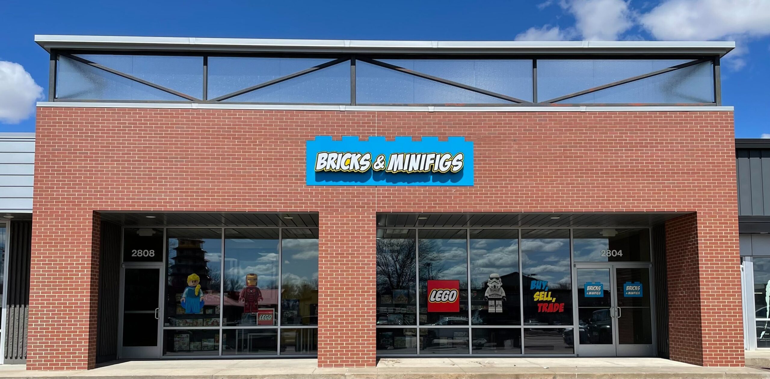 Bricks & Minifigs Surpasses 300th Store