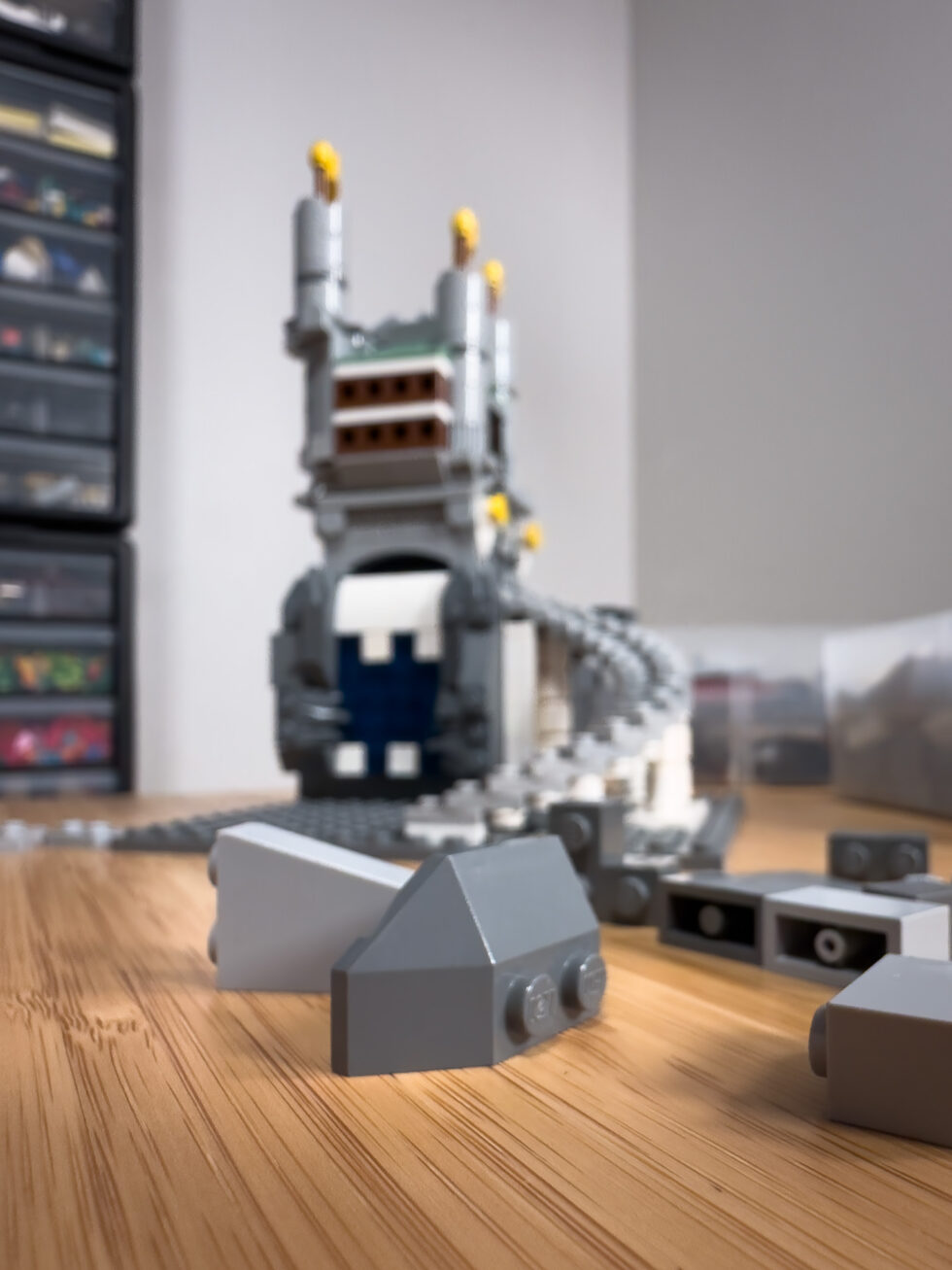 Beginner's Guide on How to Make, Build & Design LEGO® MOCs